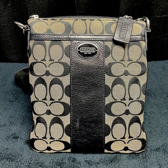 Coach | Bags | Coach Signature Small Crossbody Bag | Poshmark